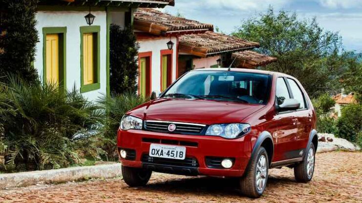 Fiat Palio 2016 chega ao mercado a partir de R$ 27,5 mil - Vrum