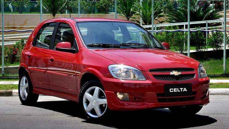 Chevrolet Celta sai de linha depois de 15 anos no Brasil - Vrum