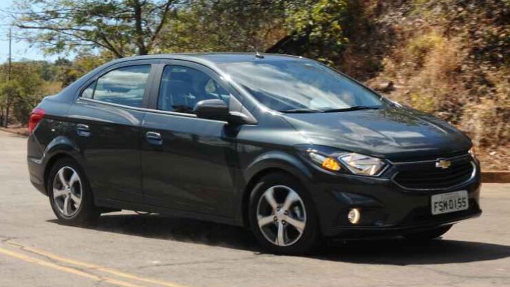 Teste: Novo Chevrolet Prisma LTZ tem eficiente motor 1.4, mas peca nos ...