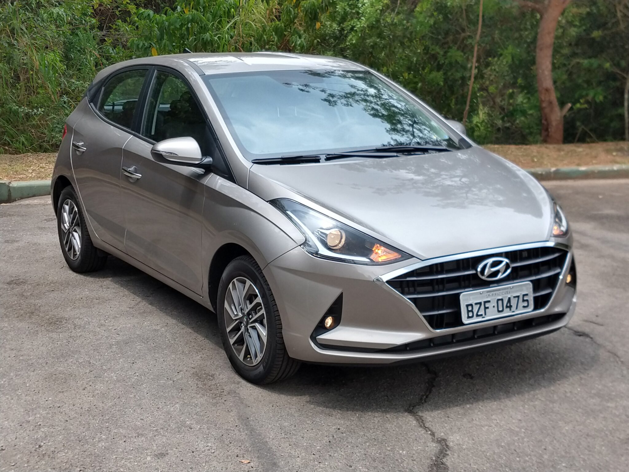 Novo Hyundai HB20 é flagrado uma semana antes do lançamento