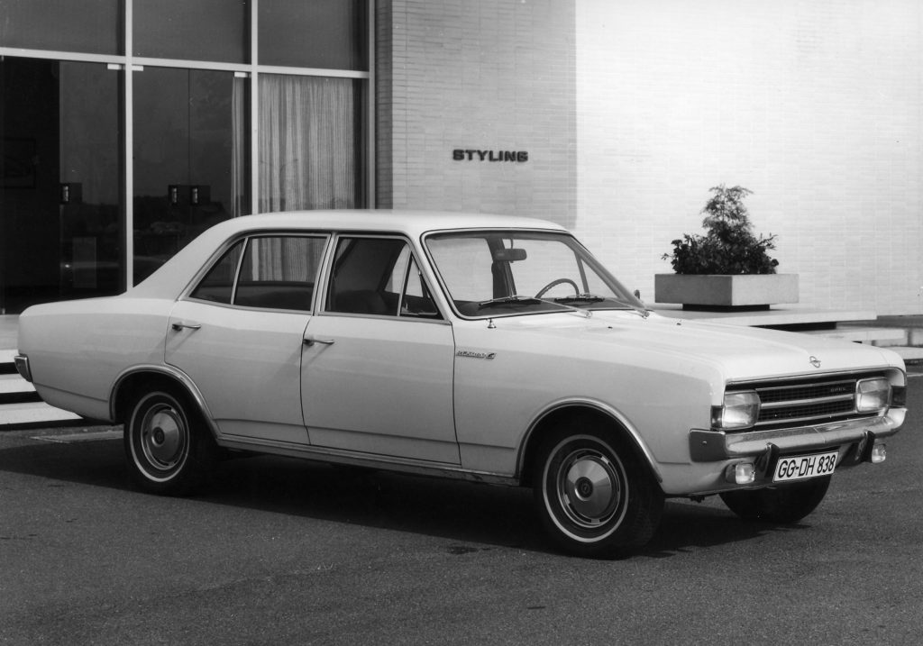 Versão esportiva que estreou no 'Opala europeu' ressurge no exterior