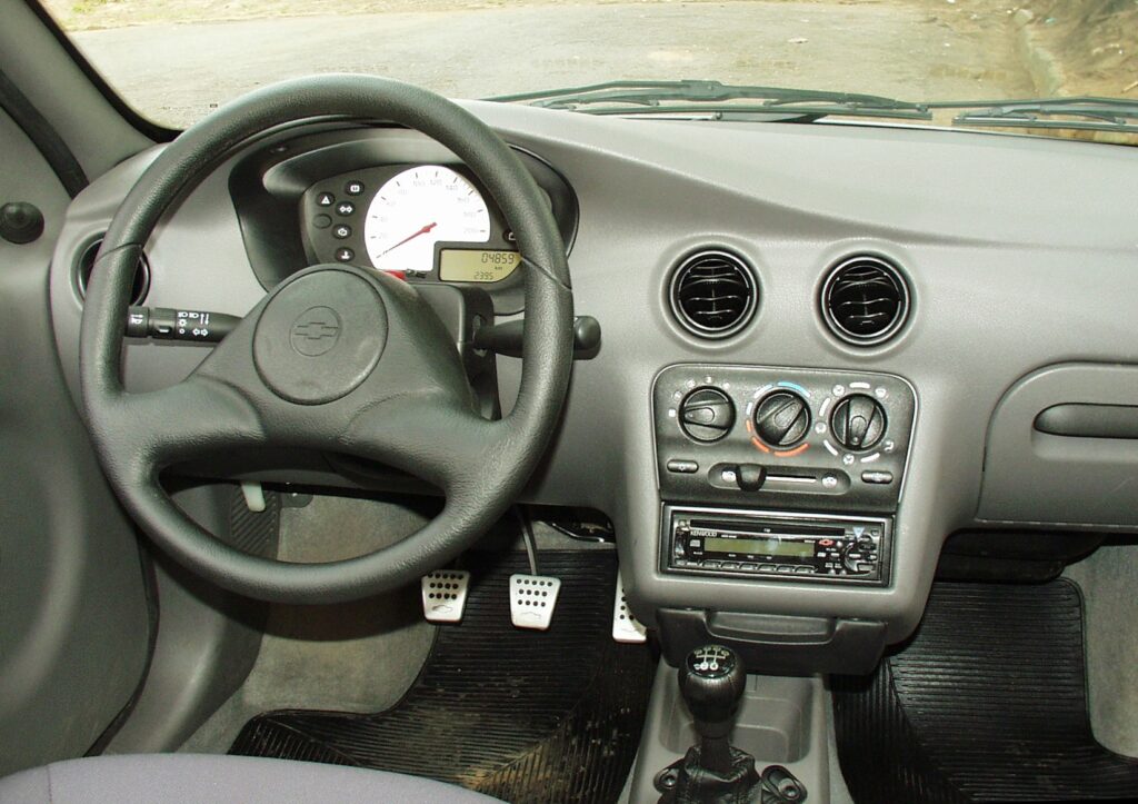 Chevrolet Celta 2012: 10 pontos relevantes do hatch compacto