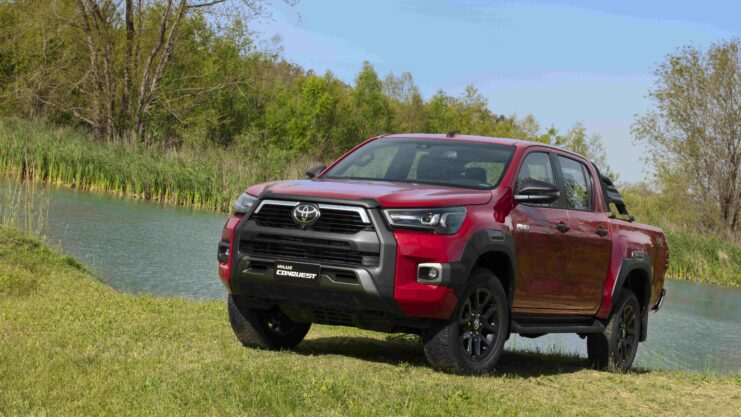 Toyota Hilux Conquest é nova versão com visual fora de estrada