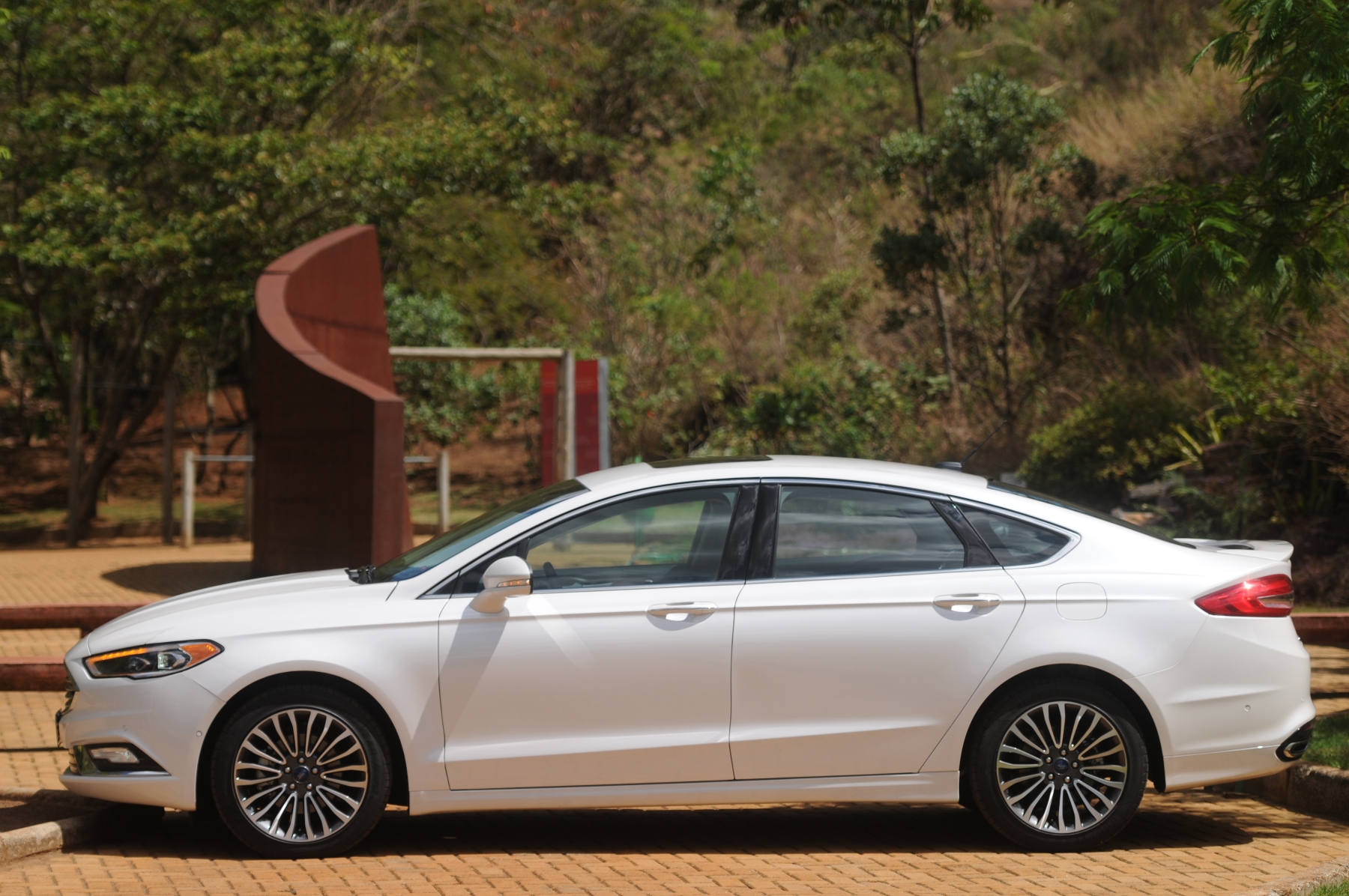 Ford Fusion 2015: 10 pontos para quem quer comprar um usado