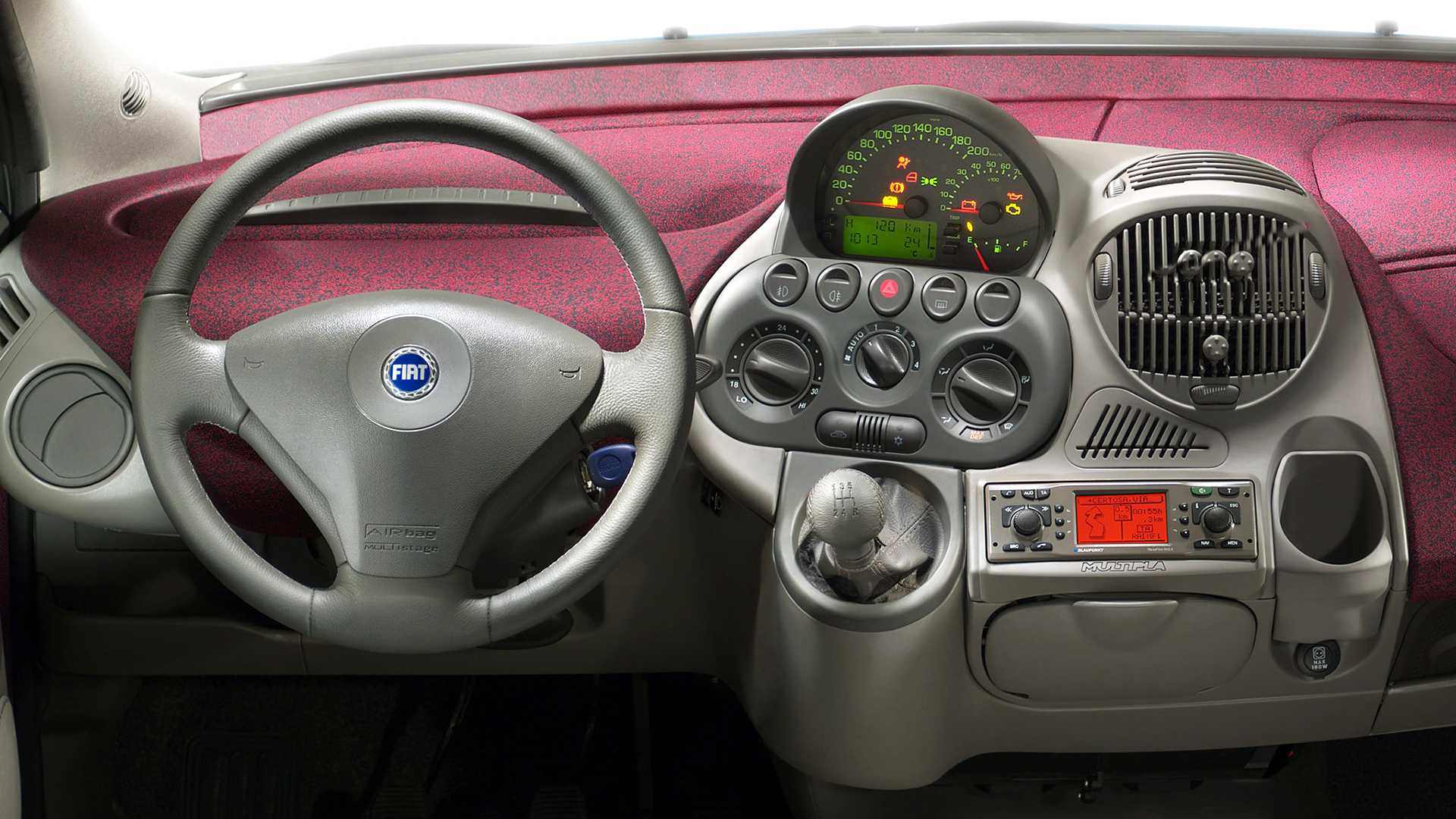 Fiat Multipla: carro mais feio do mundo retornará como SUV elétrico