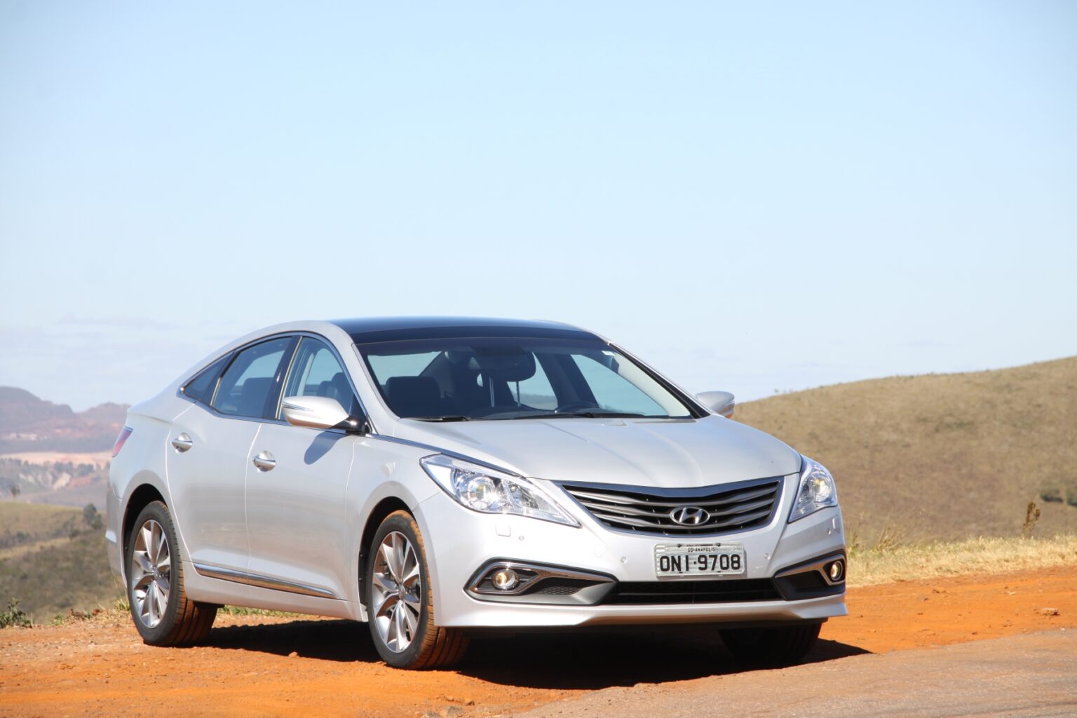 Hyundai Azera 2011: 10 pontos para quem procura um usado