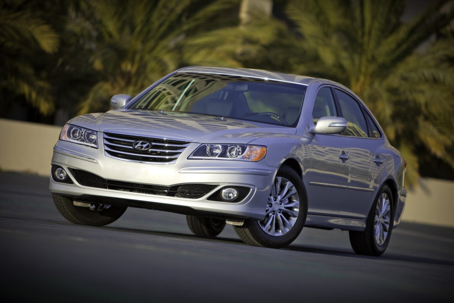 Hyundai Azera 2011: 10 pontos para quem procura um usado