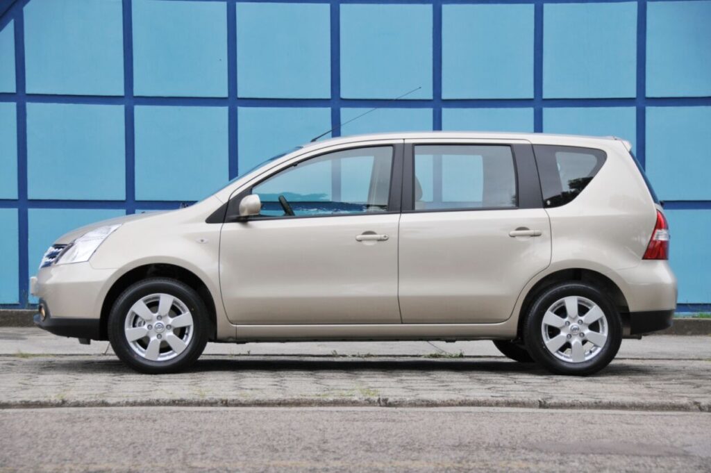 Nissan Livina: 10 motivos para querer ter uma na garagem - Vrum