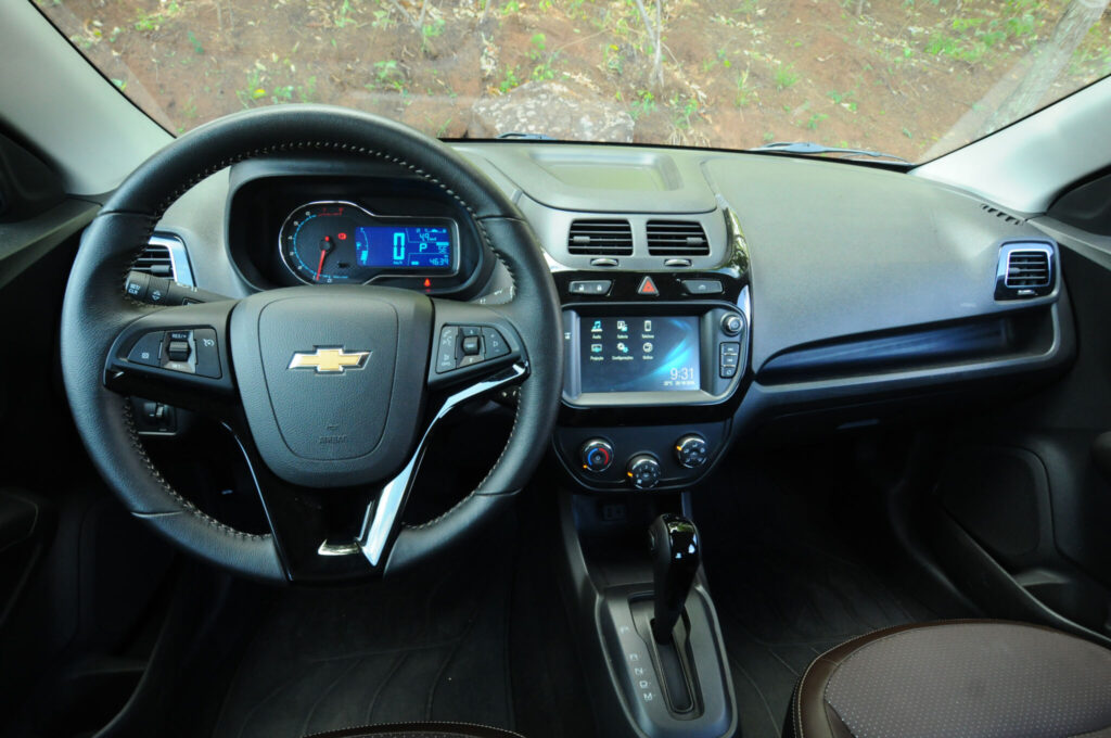 Cobalt 2017: veja 10 fatos sobre o sedan da Chevrolet - Vrum