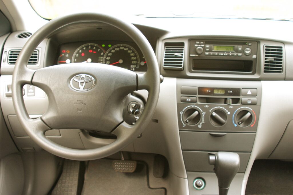 Toyota Fielder: 10 fatos sobre uma perua de respeito - Vrum