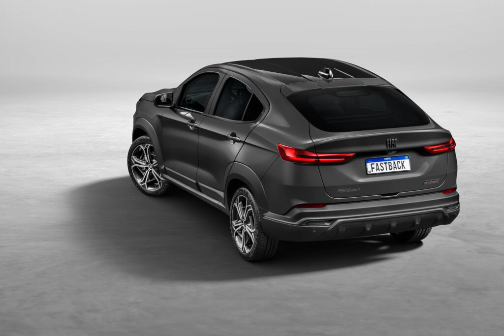 Fiat Fastback 2024: veja preços, versões, equipamentos e fotos