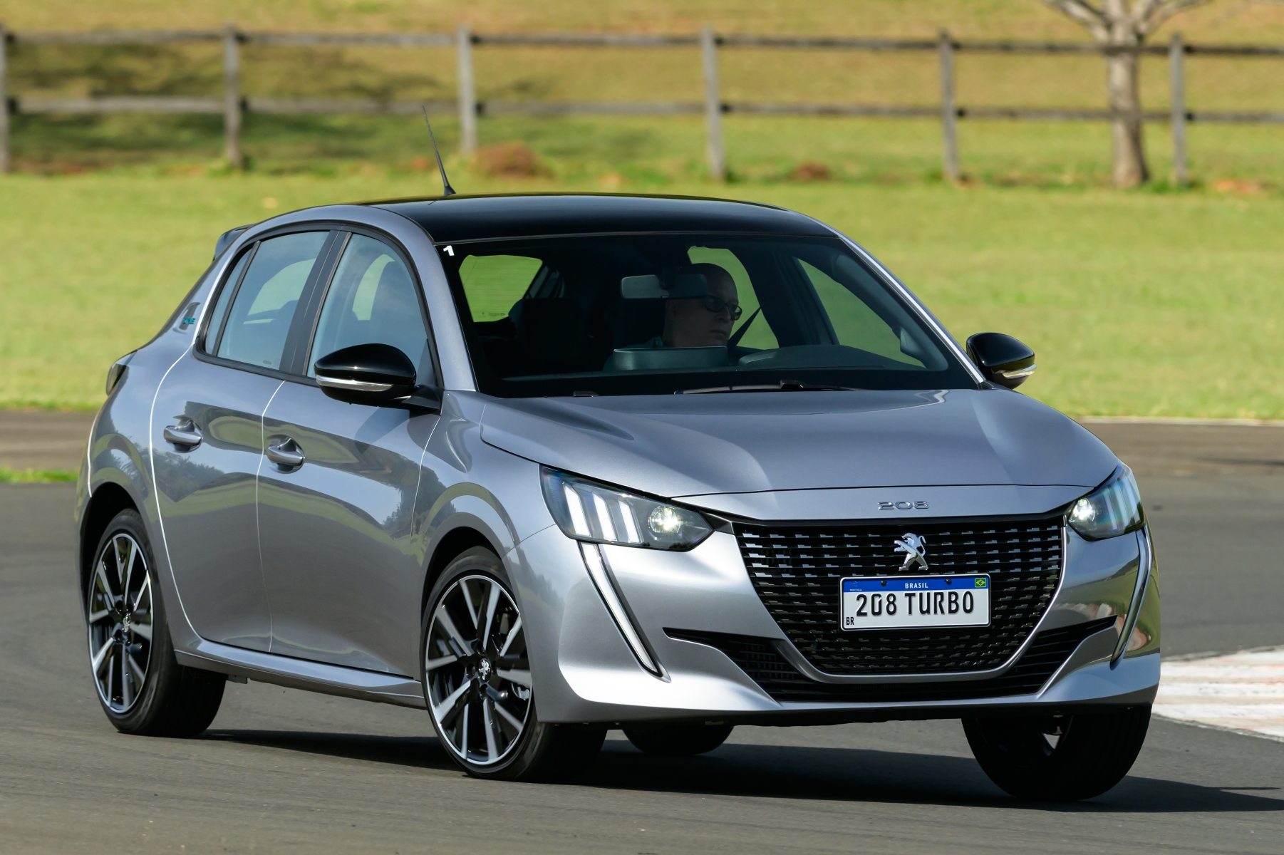 Peugeot 208 T200 Hatch Ganha Motor 1 0 Turbo Em Tr s Vers es